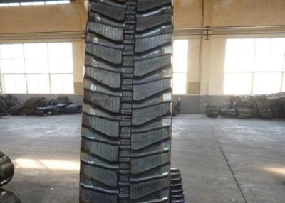 China Middle Excavator Rubber Tracks Size 300 X 52.5 X 82mm Fit for Airmann Ax30 for sale