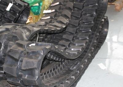 China 140kg Rubber Crawler Tracks 300 * 55 * 74mm For Airmann Ax25 / Ax25.2 for sale
