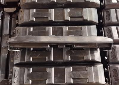 China 450mm Length Clip On Rubber Track Pads For Excavator 450HD for sale