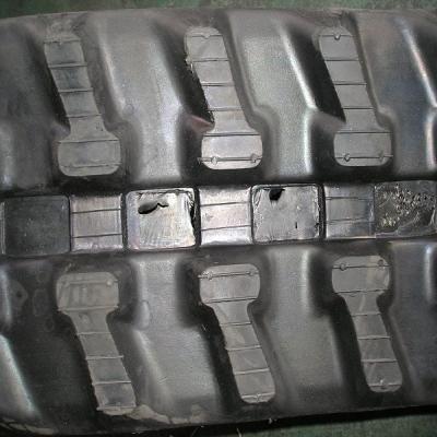 China Joint Free Continuous Excavator Rubber Tracks Black Color for sale