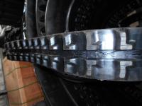 China 130mm Width Construction Rubber Crawler For Kobelco Ss1 72mm Pitch for sale