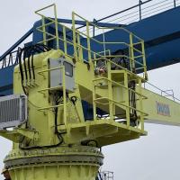 China Heavy Duty Marine Deck Crane Carbon Steel 15m Working Radius CE ISO for sale
