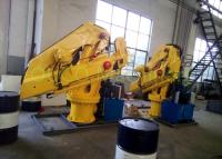 China Vessel Hydraulic Deck Crane Folding Boom High Efficiency Low Power Consumption for sale