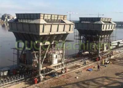 China Rail Mounted ECO Hopper , Aggregate Hopper Steel Structure Dust Free for sale
