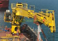 China 40T at 6.5M Telescopic Boom Marine Pedestal Crane with 160kW Motor for Bulk Carrier for sale