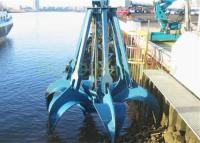 China Marine Orange Peel Bucket  Vessel Deck Under Water For Loading Cargoes for sale