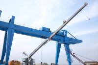 China Marine Deck Crane 1t at 30m 2.5t at 15m Electric Knuckle Boom Pedestal Crane 440V 60Hz for sale