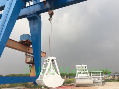 China OUCO 12 Cubic Meter Hydraulic Clamshell Grab Bucket Remote Control 100m Range Battery Powered for sale