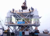 China Eco Dust Proof Hopper 400t/h Truck Loading Bulk Material Handling Port Discharge for sale