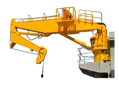 China Offshore Hydraulic Telescopic Knuckle Boom Marine Deck Crane 0.5t to 150t for sale