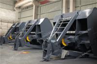China 27CBM 2 Peels Mechanical Clamshell Grab with Wearing Plate for Bulk Cargo Handling for sale