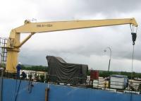 China Stiff Boom Cargo Crane 5T 13.5M SWL for Ship Deck 360 Degree Rotation for sale