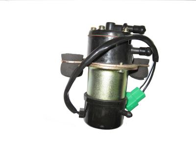 China OEM UC-V6B 15100-77300 Electronic Fuel Pump for Suzuki Carry F5A F6A 12V for sale