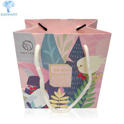 China Pink Underwear Paper Shopping Bags With Handles Matt Lamination for sale