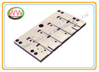 China Customized Precision Die and Mold Parts 1.2344 S136 Alloy Steel High Wear Resistance for sale