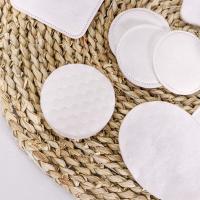 China OEM ODM Cotton Pads For Face Nonwoven Exfoliating Cotton Rounds for sale