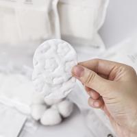 China 58mm Bamboo Makeup Remover Pads Customized Exfoliating Cotton Pads for sale