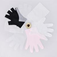 China Nonwoven Disposable Dog Washing Gloves White Pink Disposable Pet Cleaning Gloves for sale