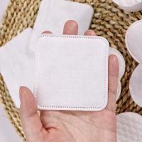 China 7.5*7.5cm Square Cotton Pads For Face Toner High Absorbent Square Face Pads for sale