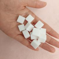 China Nail Sponge Not Easily High Rebound Deformed Pat Cotton Nail Tools Patting Sponge Soft Nail Art Hand Snapping Cotton 1cm for sale