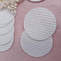 China OEM Cosmetic Cotton Round Pads Facial Cotton Pads Facial Pure Makeup Cotton Pad Embossing for Face Makeup and Clean for sale
