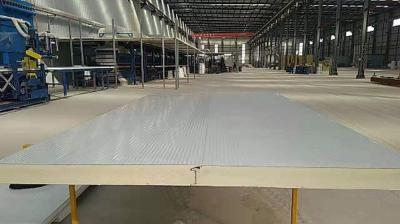 China 40mm PU Polyurethane Sandwich Panel for Cold Room Insulation and Roofing with 0.31 W/m²K Thermal Conductivity for sale