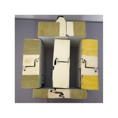 China Structural Glasswool Precast Sandwich Panel 25mm Coolroom Panels For Building Roofs for sale