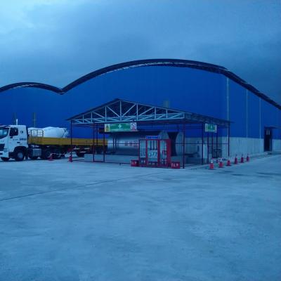 China Industrial Steel Prefabricated Warehouse Building - 70m Span, 50-Year Lifespan, $40-75/sqm Cost for sale