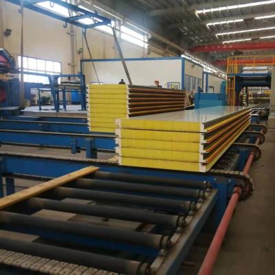 China BAODU 50mm Glasswool Sandwich Panel 64kg/m3 Fireproof Soundproof Insulation for sale