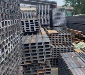 China Galvanized Steel Building Channel 50-300mm Sizes with 1.5-25mm Thickness for Construction and Structural Applications for sale