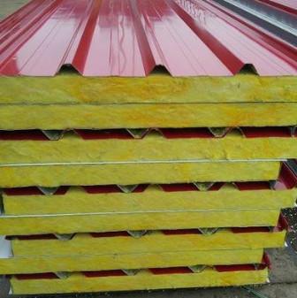 China Fireproof Glass Wool Roof Sandwich Panel 1000mm Width CE Certified Insulated Building Panel for sale