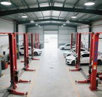China Large Scale Customized Prefab Steel Warehouse Buildings for Automobile Service Q235-Q355 for sale