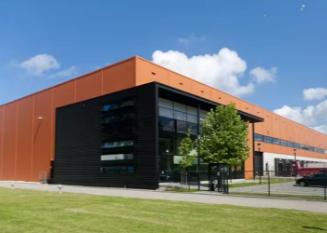 China Prefabricated Steel Structure Warehouse Building Q355 H Beam 50 Year Lifespan for sale