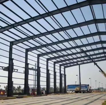 China Prefabricated Steel Structure Building Q355B 50m Span Industrial Warehouse Factory Workshop for sale
