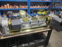 China Multi-Head 2 Axis CNC Rotary Table with Motor 2.6x Longer Lifespan for sale