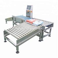 China Compact Touch Screen Conveyor Checkweigher PLC Controlled Weight Checking System JZ-W25kg for sale