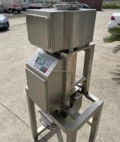China Pipeline Throat Free Fall Metal Detector JZD-P16 for Food Powder 220V 5000 l/h for sale