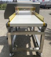 China Plastic Rubber Meat Biscuit Snack Touch Screen Belt Conveyor Metal Detector JZD-366 for sale