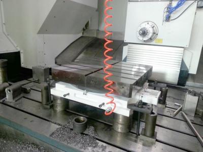 China Aluminum Alloy Servo Rotary Indexing Table 260mm 3500kg Hydraulic Clamp FANUC Compatible for sale