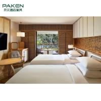 China Queen Size Solid Wood Hotel Bedroom Furniture Set - Custom Made with E1 Grade Materials & ISO Certifications for sale