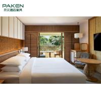 China Queen Size Solid Wood Hotel Bedroom Furniture Set - Custom Made with E1 Grade Materials & ISO Certifications for sale