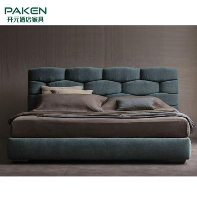China Custom Luxury Villa Bedroom Furniture Modern Bed 2000mm x 2000mm with 45kg/m³ High Density Foam for sale