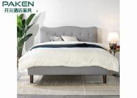 China Tufted Upholstered Platform Hotel Bed with Buckle Headboard 1800x2000mm Solid Wood Legs for sale