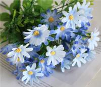 China Small Chrysanthemum Artificial Plastic Flowers Arrangement Wild Daisy for sale