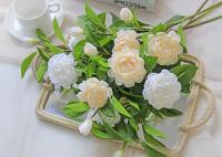 China Customized Fake Flower Bouquet Camellia Non Fading for Anniversary for sale