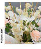 China OEM Lifelike Fake Flower Bouquet Arrangements For Florist for sale