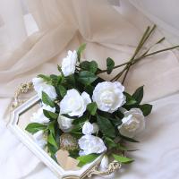 China Custom Silk Artificial Gardenia Flowers Bouquet Arrangements for sale