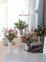 China Shopping Mall Christmas Holly Berries Artificial Pine Branch Ornaments Decoration for sale