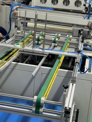 China 12KW Automatic Setting Of Bag Opening Ultrasonic Medium-Effect Air Filter Bag Machine. for sale