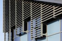 China Powder Coated 6063-T5/T6 Aluminum Sun Louver with 100mm to 600mm Size Range for Facade and Curtain Wall for sale